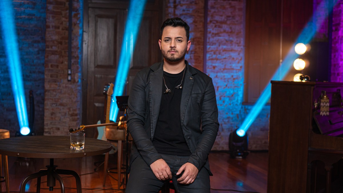 Ruan Victor lança álbum com releituras de canções clássicas do ...